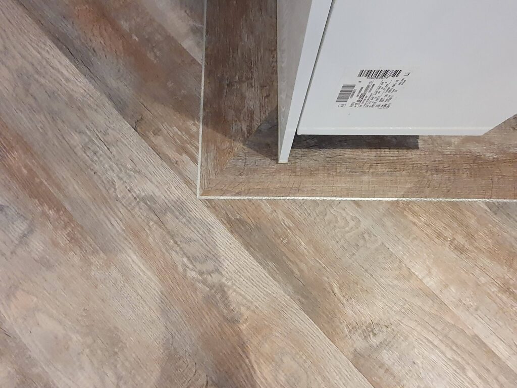 Moduleo vs Karndean Flooring - Floordesigns Retailer in Falkirk
